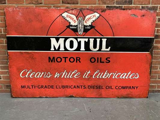 Motul Motor Oils sign on board | Saturday 5th & Sunday 6th November ...