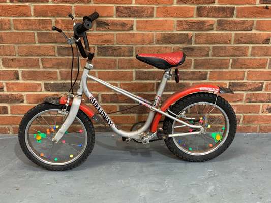Childs Raleigh Speedway Bicycle | Saturday 28th & Sunday 29th January ...