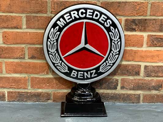 Modern Cast Aluminium Mercedes Benz Display | Saturday 1st & Sunday 2nd ...