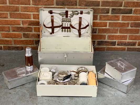 Vintage 1930's Picnic Set By Garrison | Saturday 27th & Sunday 28th ...