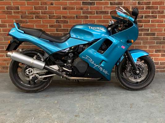 1994 TRIUMPH DAYTONA 885 | Sat 22nd & Sun 23rd June | Anglia Car Auctions