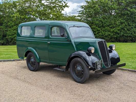 1952 FORDSON E83W | Sat 22nd & Sun 23rd June | Anglia Car Auctions