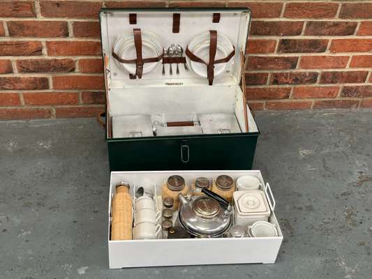 1930's Garrison Picnic Hamper With Presentation Plaque | 24th & 25th ...