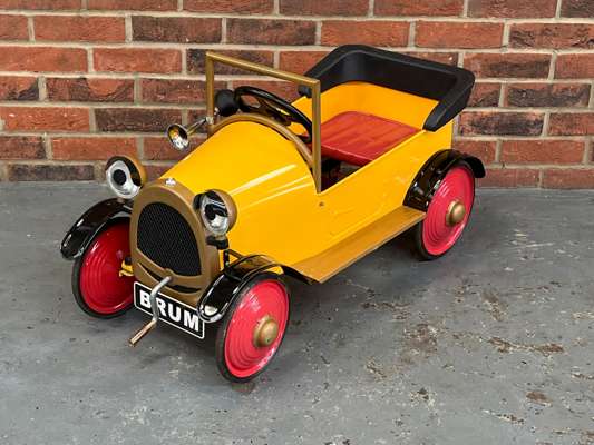 Brum Tin Plate Childs Pedal Car | Sat 2nd & Sun 3rd November ...