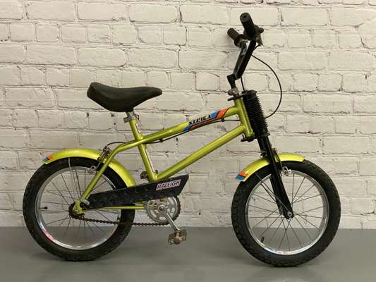 Raleigh, a late 1970's / early 1980's “Strika” bicycle, | Sat 30th ...